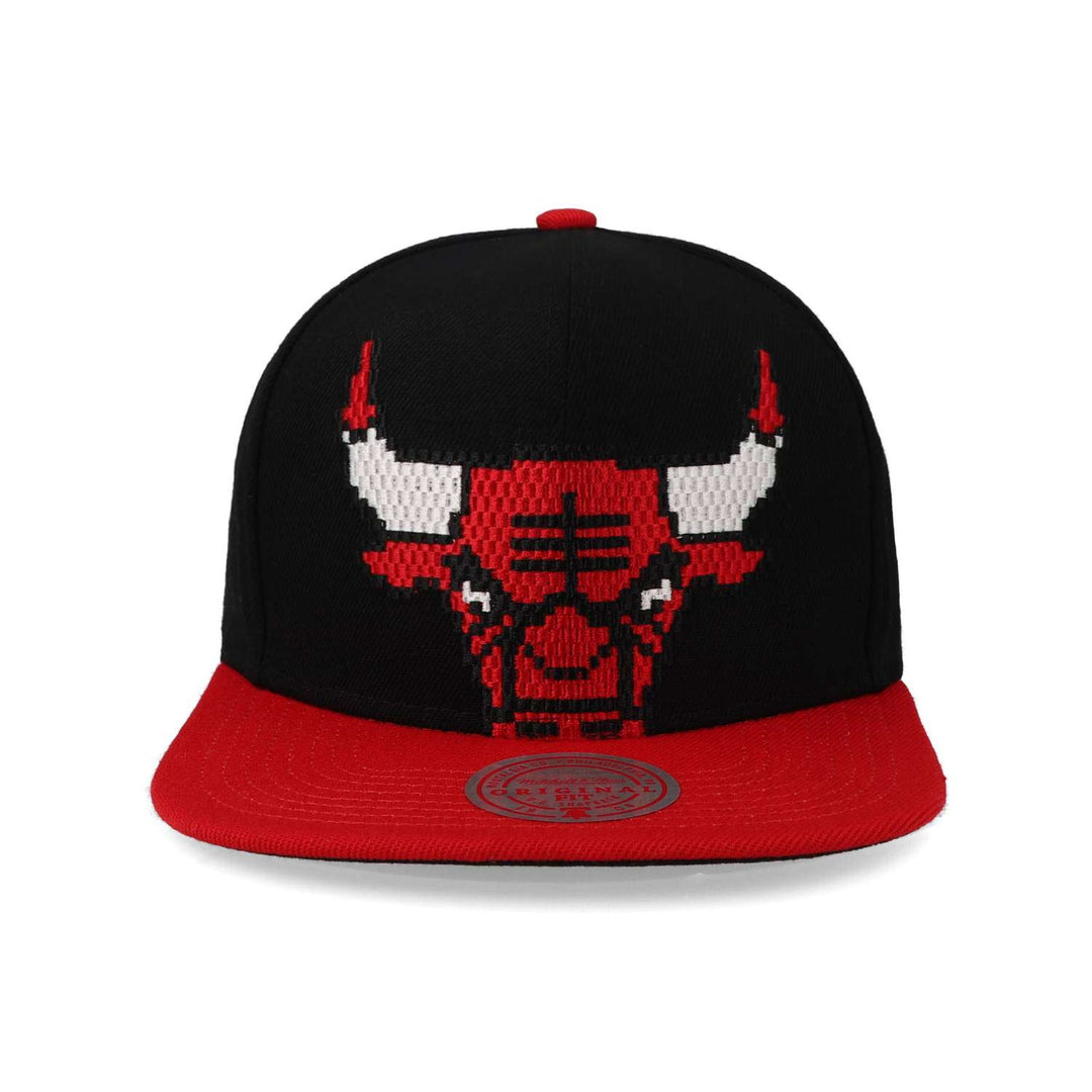 Gorra Mitchell & Ness NBA 8 Bit Snapback Bulls Negro Uni – 2CAP