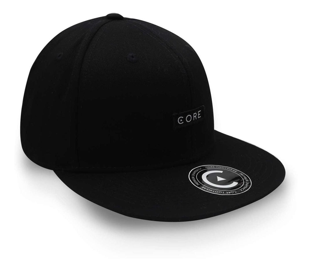 Gorra Core Snapback Mini Logo Negro Unitalla – 2CAP